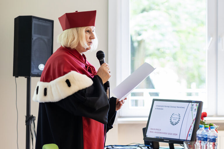 Uniwersytet Trzeciego Wieku | Inauguracja roku akademickiego 2023/2024